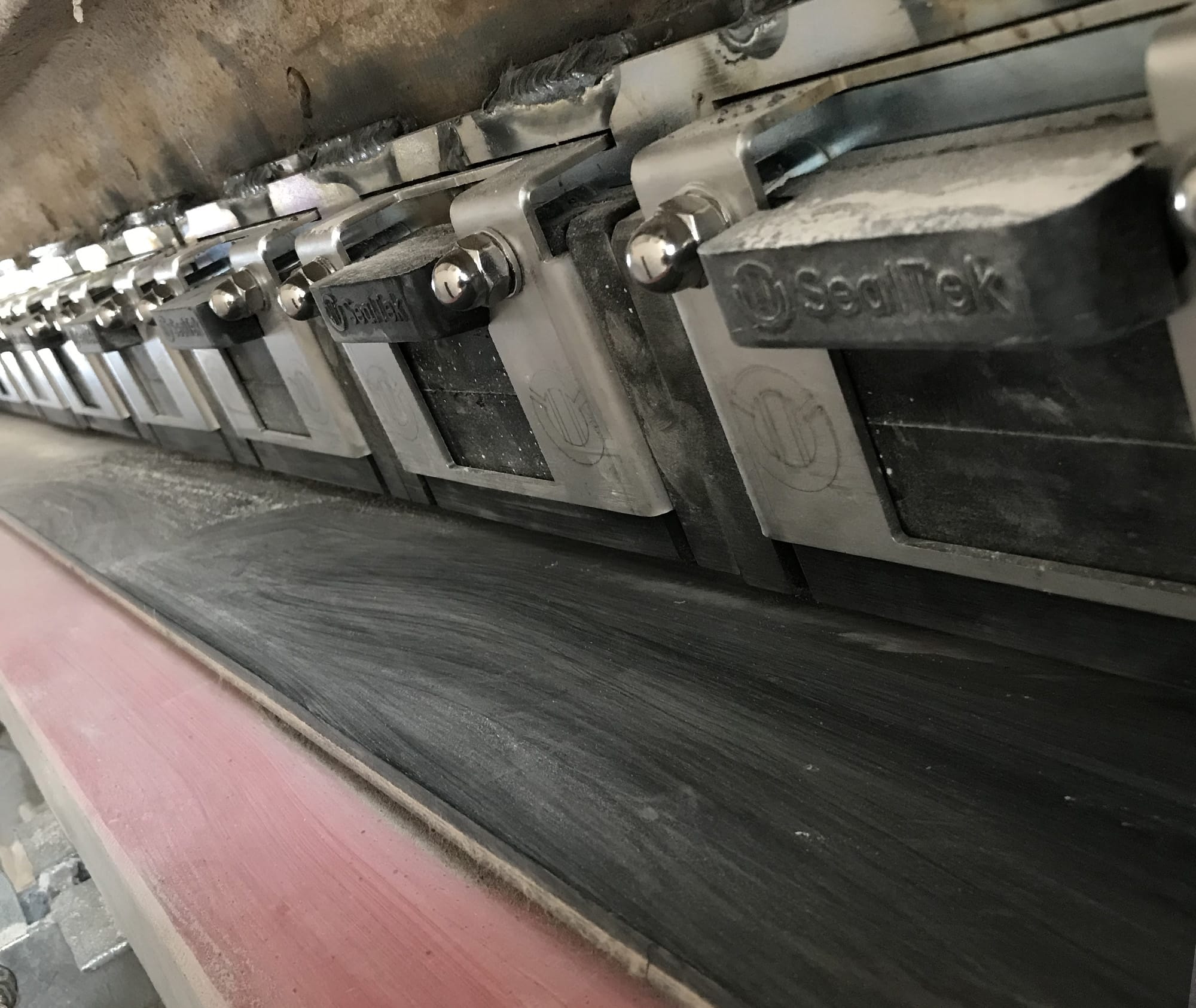 SealTek conveyor sealing system launched - Conspare